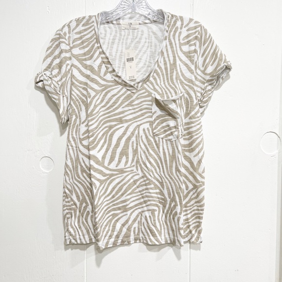 Anthropologie | Tops | Nwt Anthropologie Tla Zebra Vneck Classic Tee ...